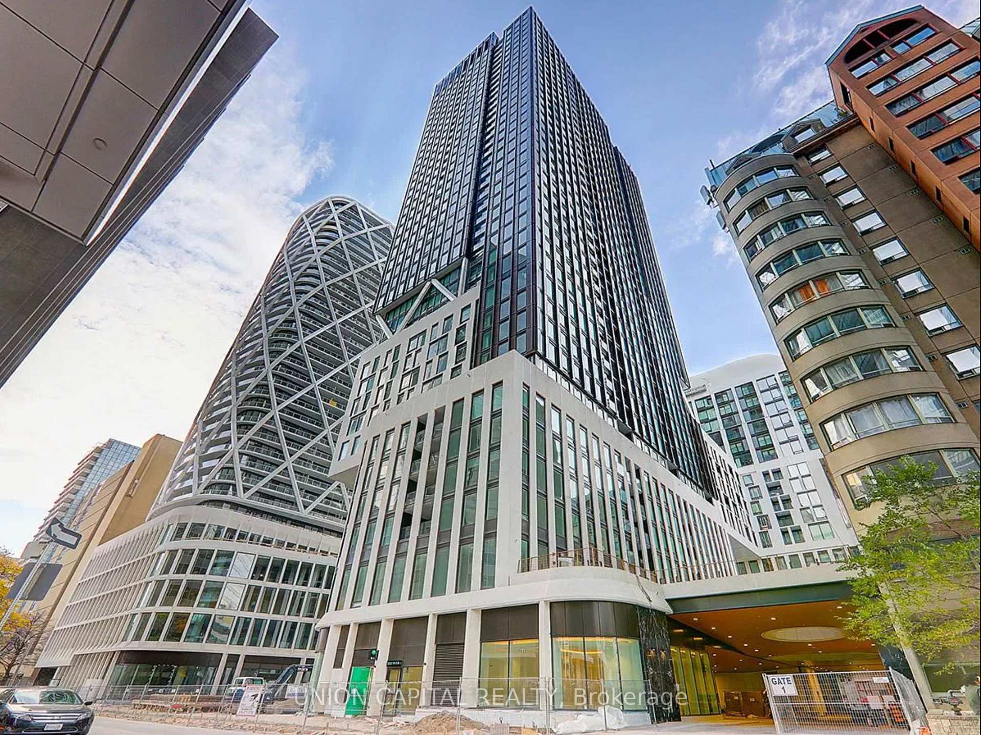 3206 - 238 Simcoe Street, Toronto, ON M5T 0E2
