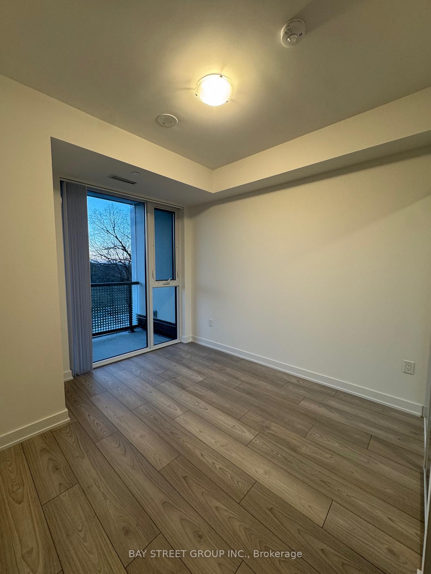 324 - 5858 Yonge Street, Toronto, ON M2M 0C6