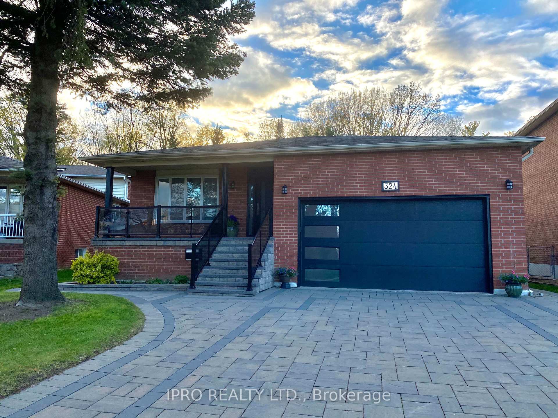 324 Airdrie Drive, Vaughan, ON L4L 3B9