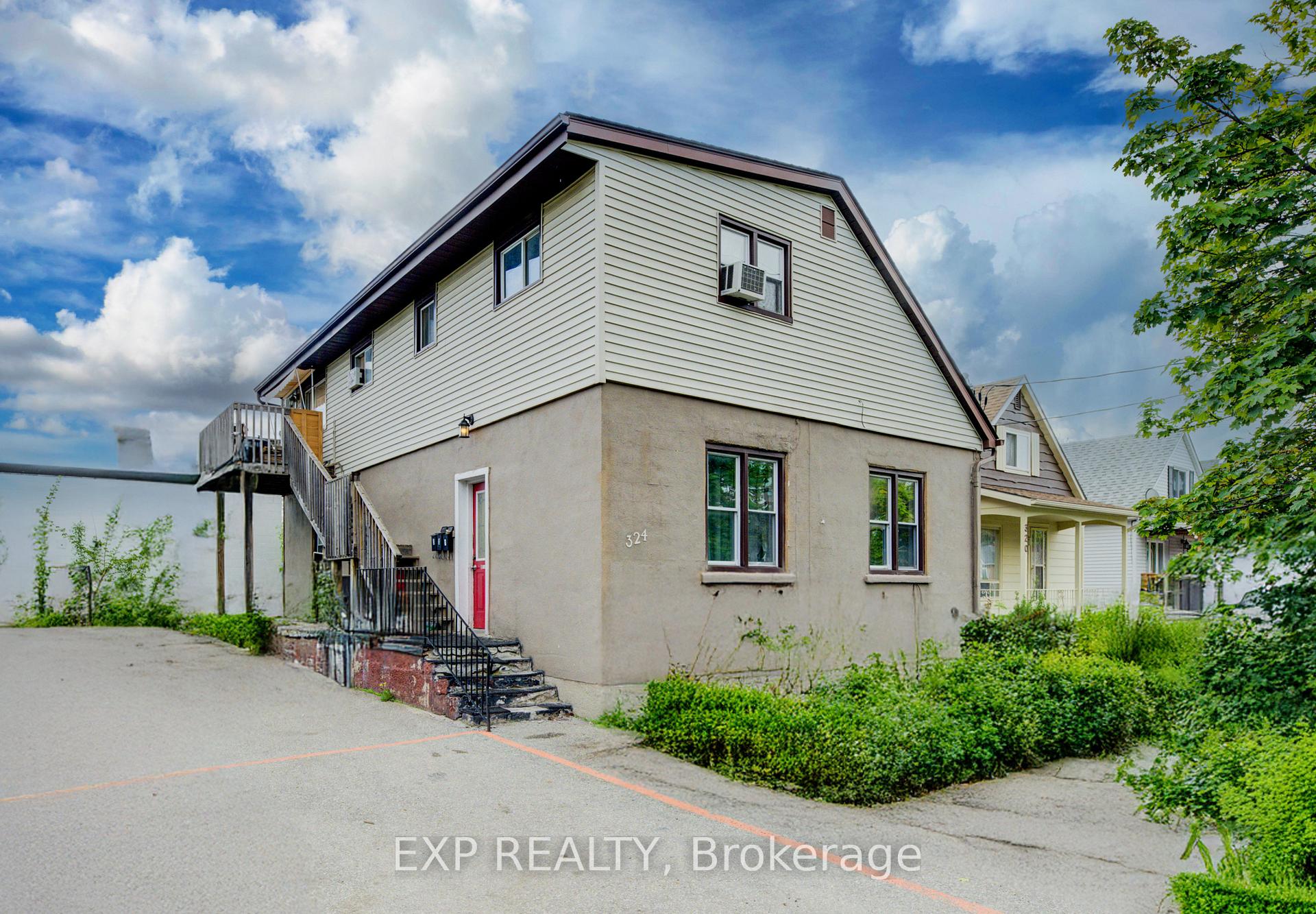 324 Maple Avenue, Kitchener, ON N2H 4X1
