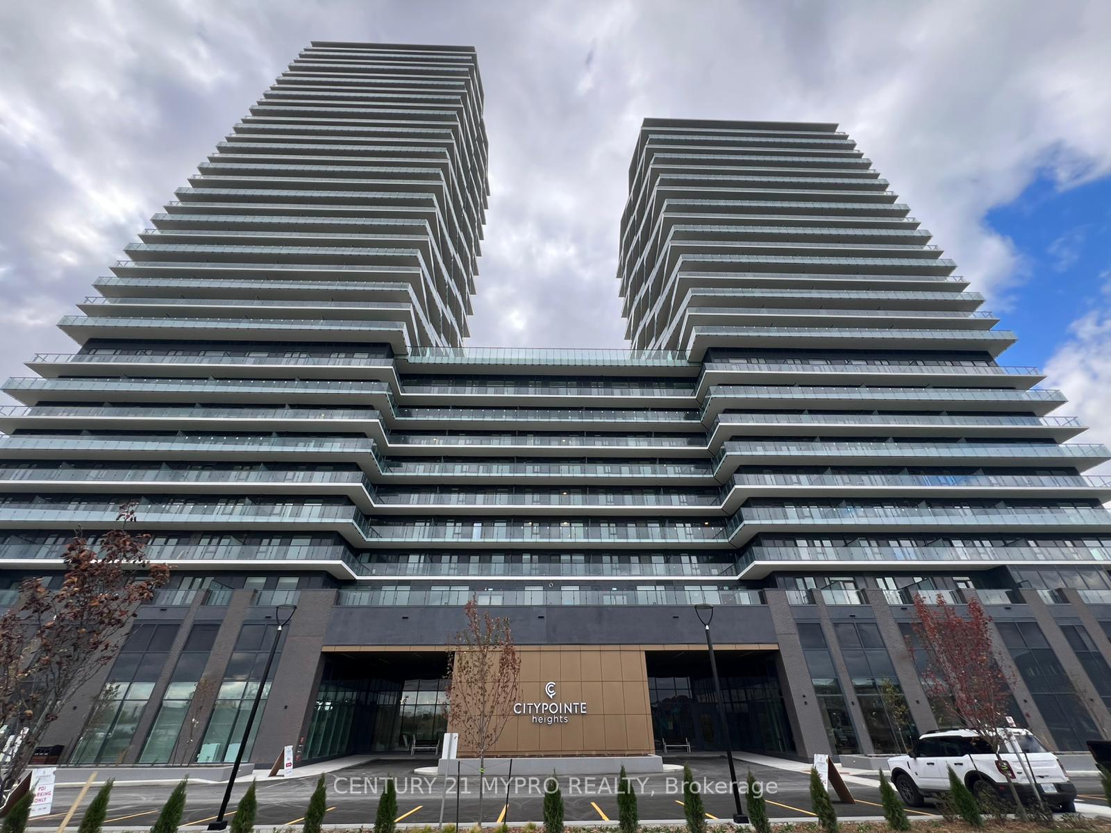 325 - 15 Skyridge Drive, Brampton, ON L6P 4S3