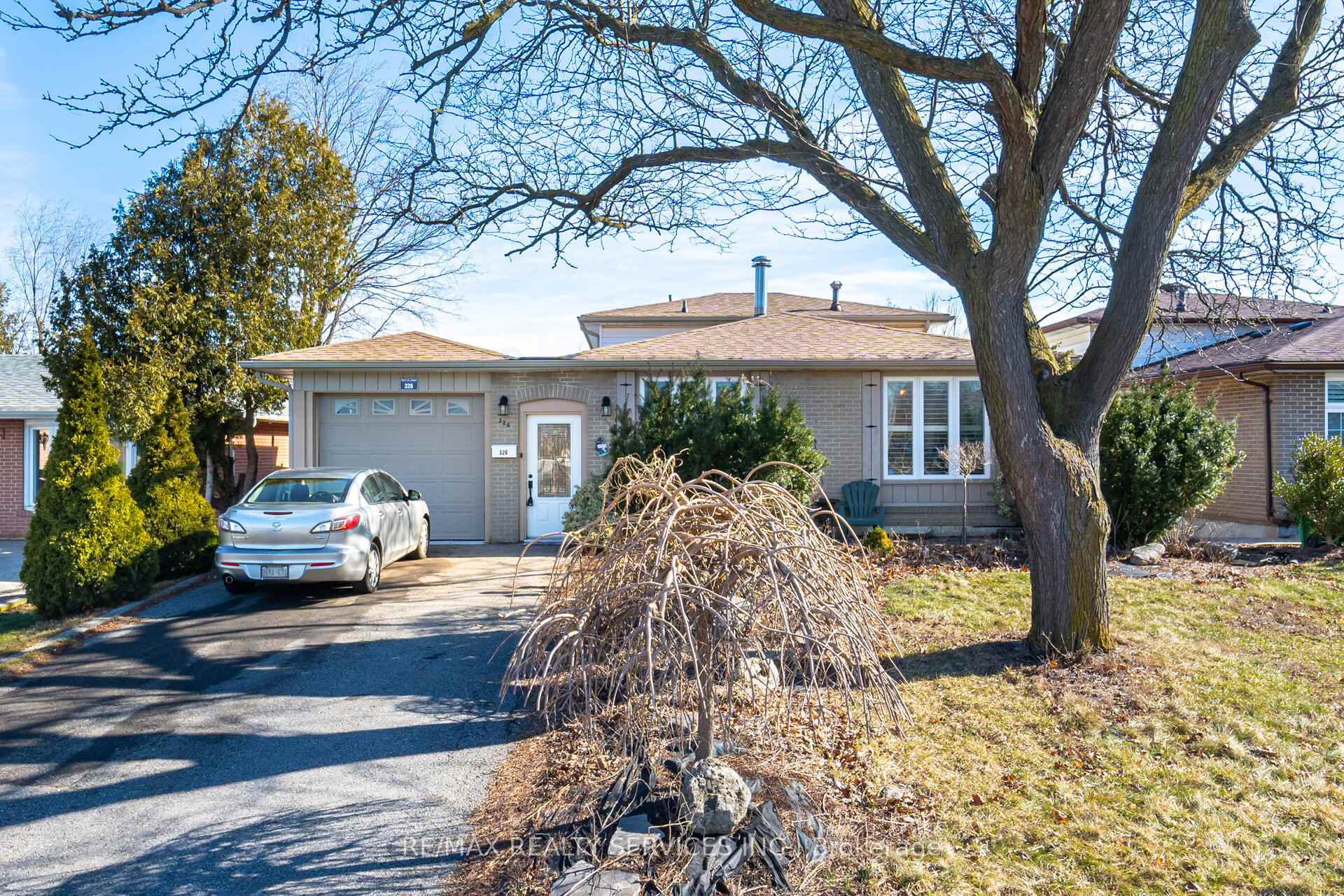 326 Bartley Bull Parkway, Brampton, ON L6W 2L3