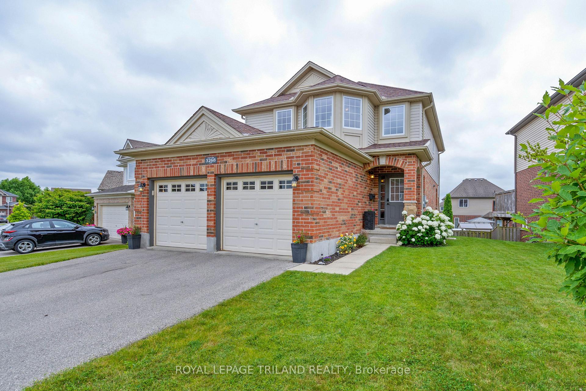3268 Emily Carr Lane, London South, ON N6L 0B2