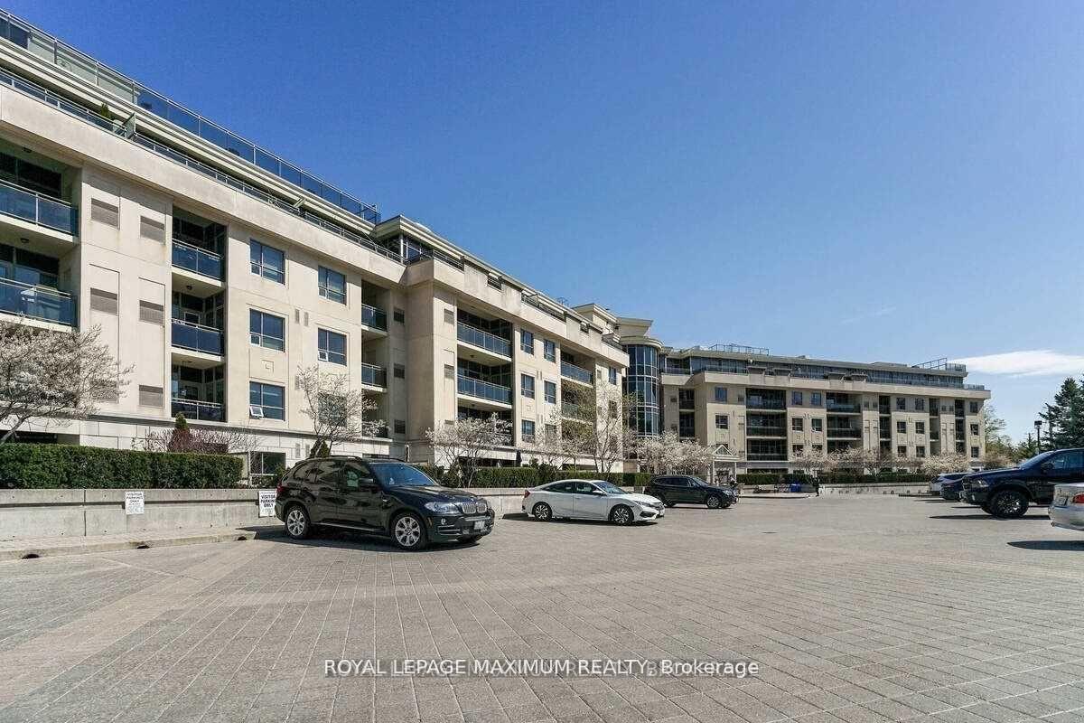 327 - 8201 Islington Avenue, Vaughan, ON L4L 9S6