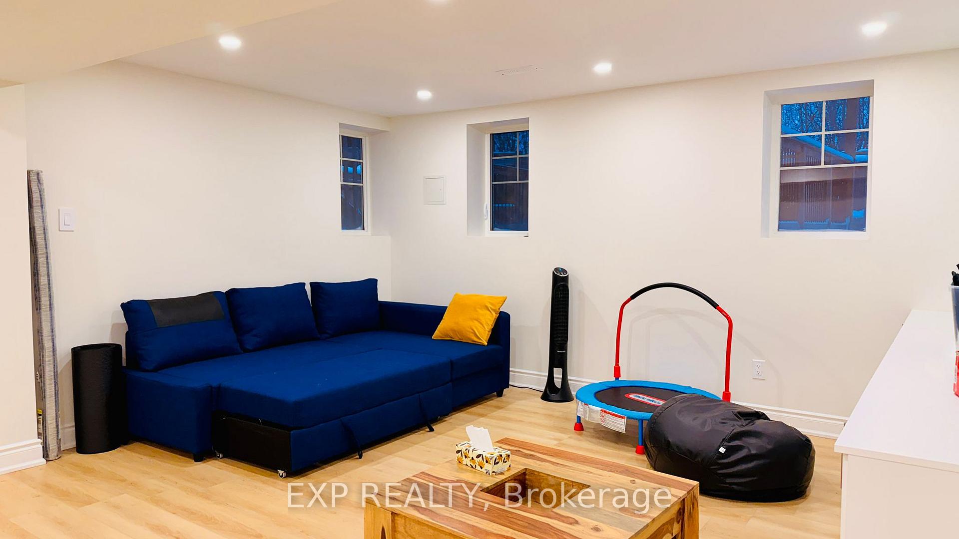 19 - 3275 Stalybridge Drive, Oakville, ON L5M 0L2