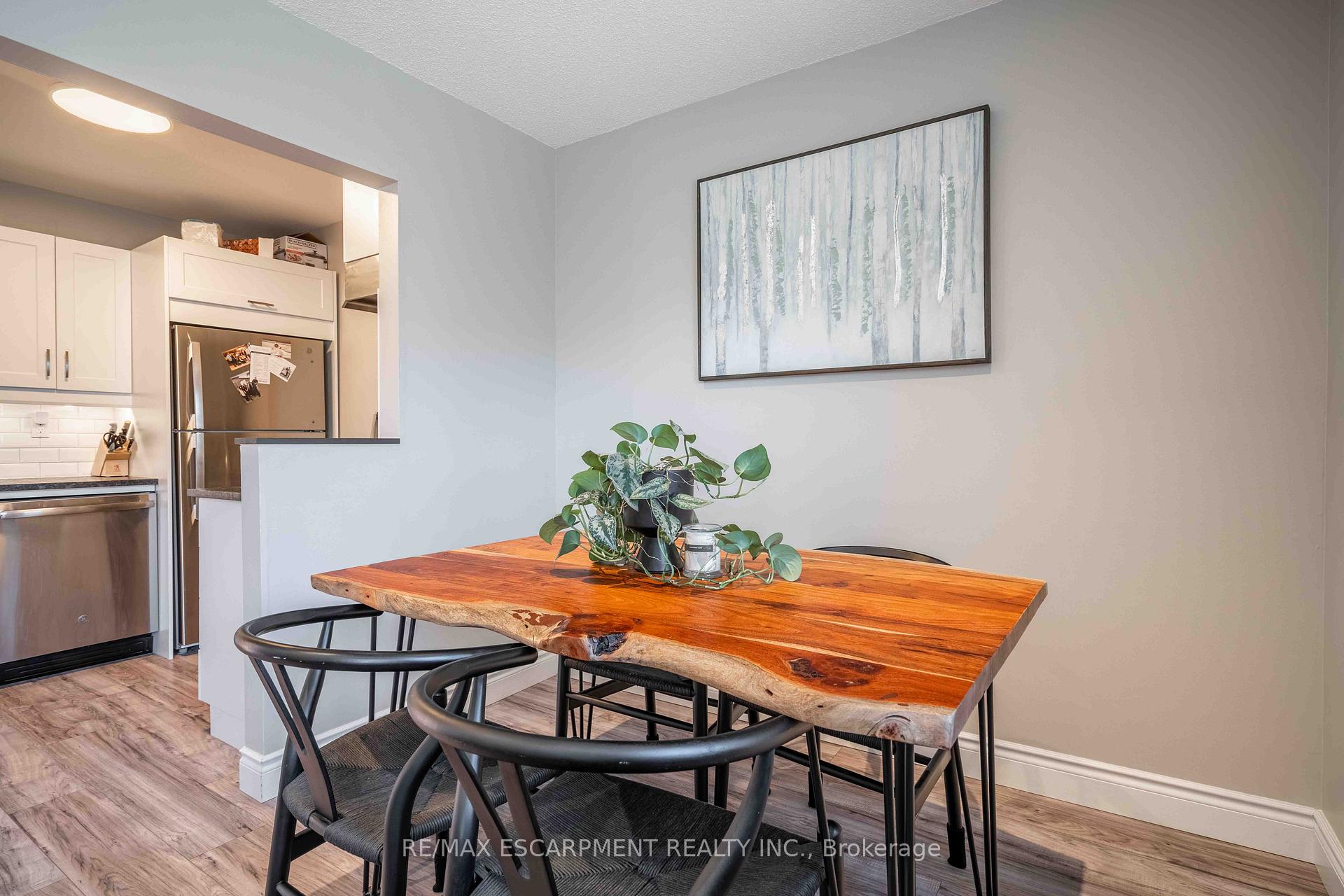 33 - 1396 Upper Ottawa Street, Hamilton, ON L8W 1R1