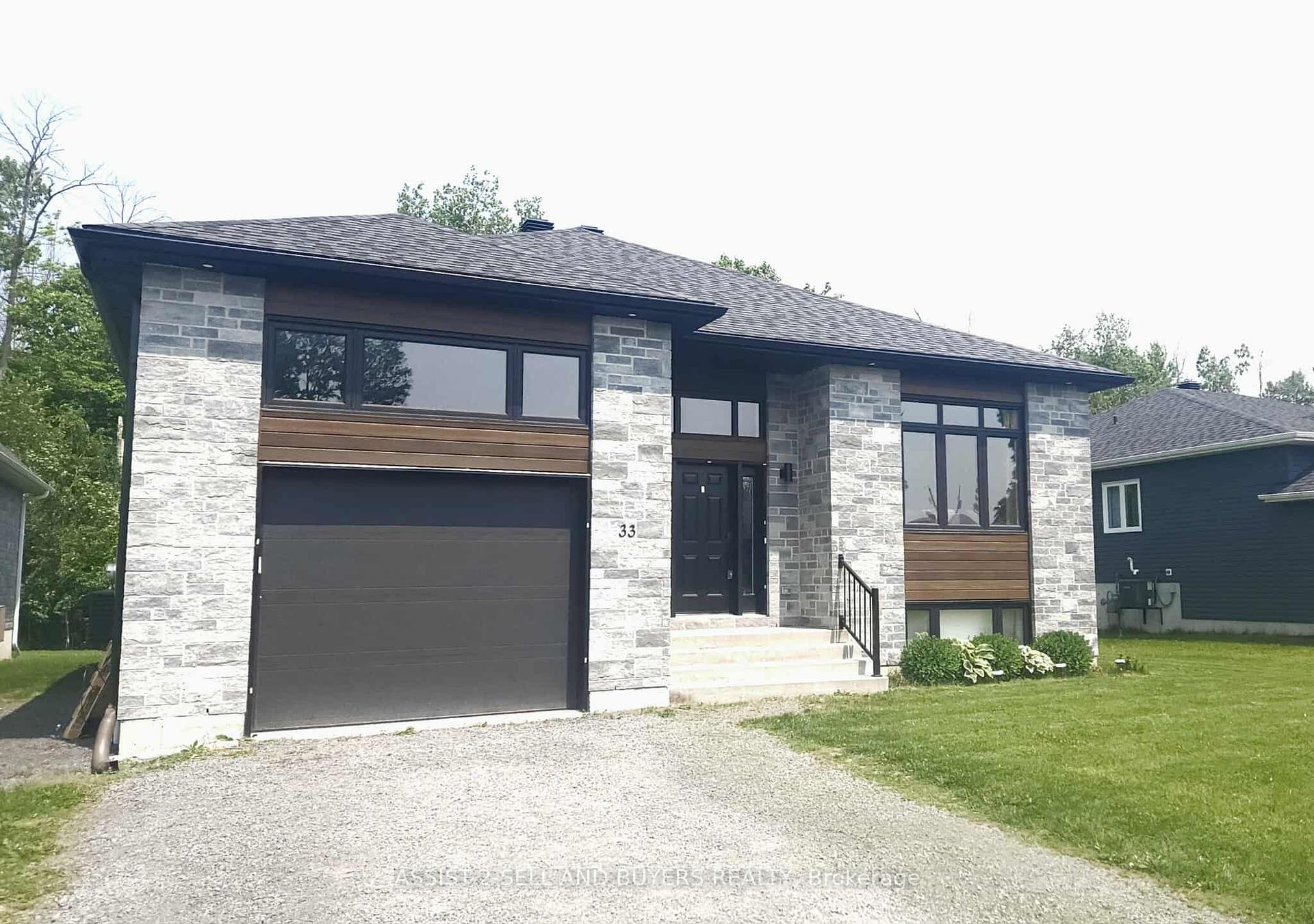 33 Beech Street, South Stormont, ON K0C 1M0