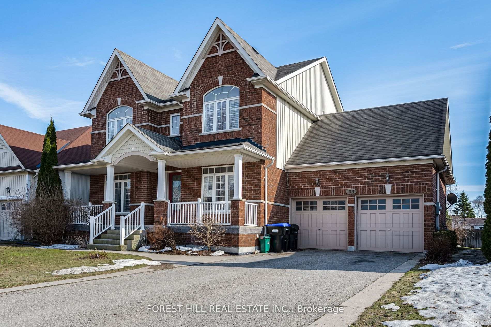 33 COLLIER Crescent, Essa, ON L0M 1B5