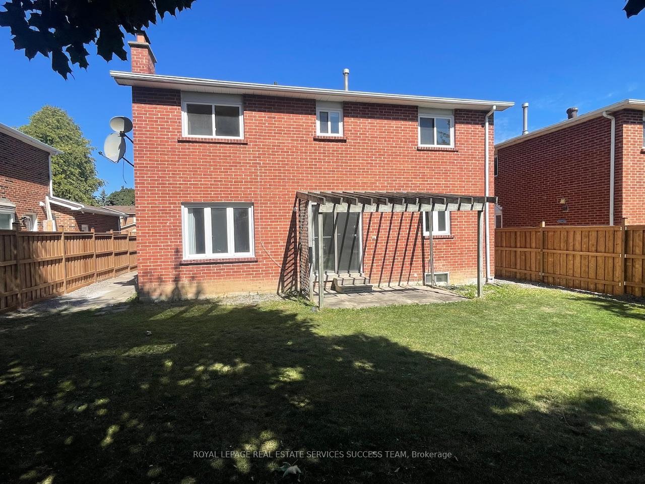 33 HEMLOCK Drive, Markham, ON L3P 4M5