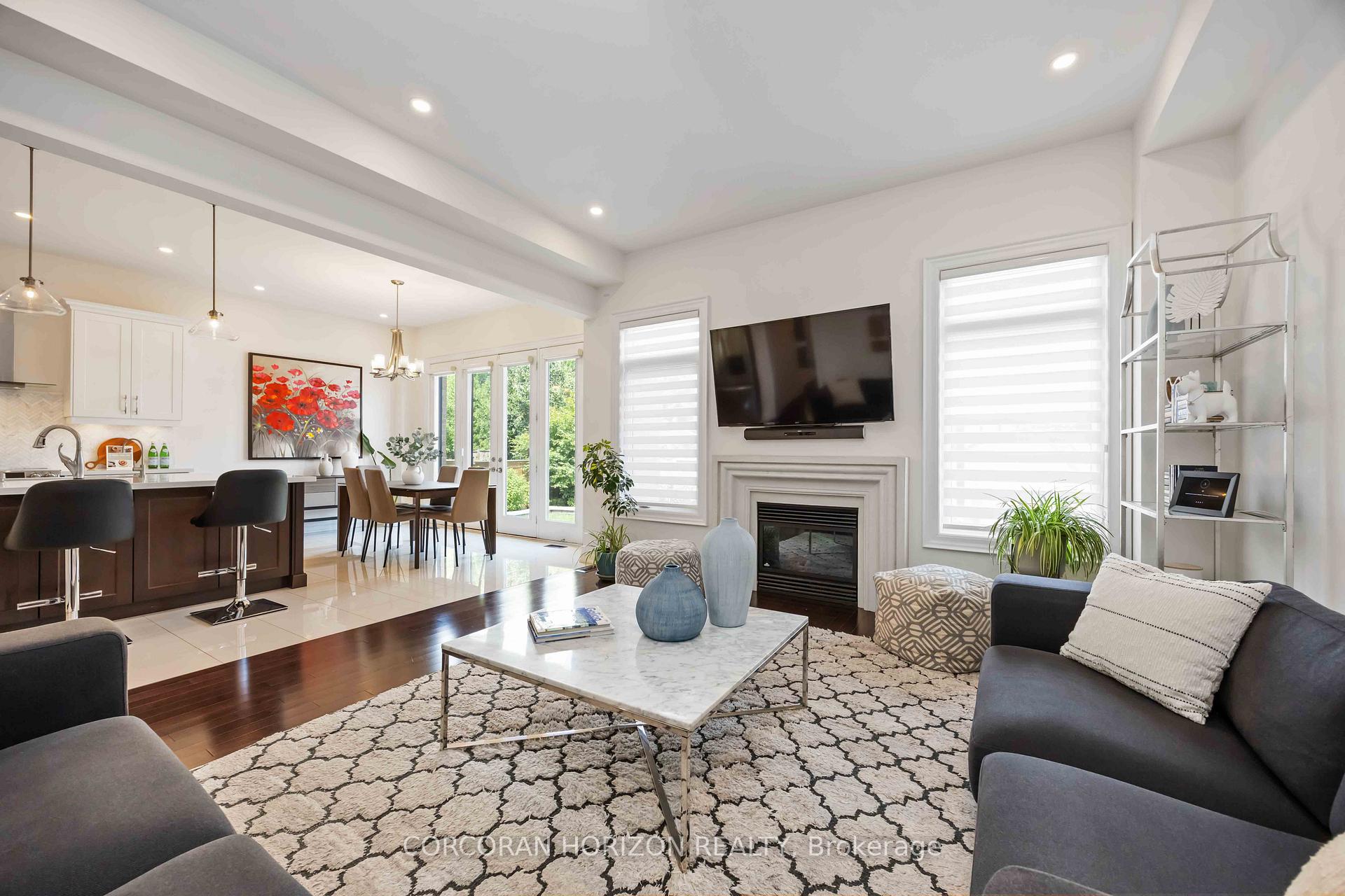 33 Kylemount Court, Vaughan, ON L4J 0J4