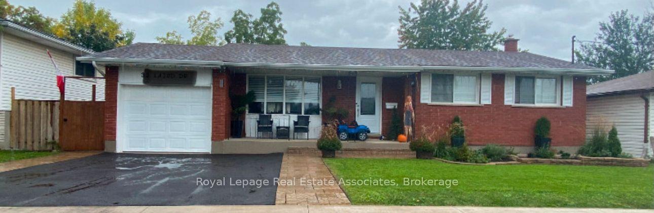 33 Laird (Upper) Drive, St. Catharines, ON L2P 3E3