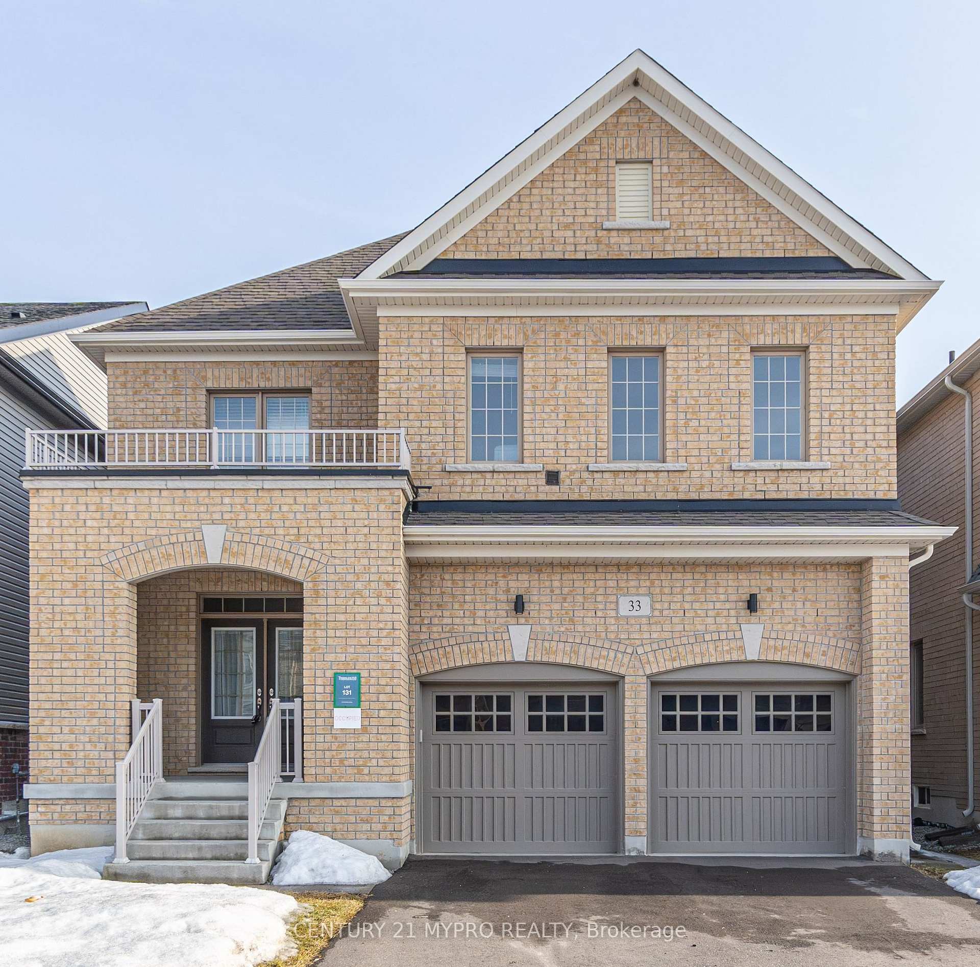 33 PIETROWSKI Drive, Georgina, ON L4P 0J7
