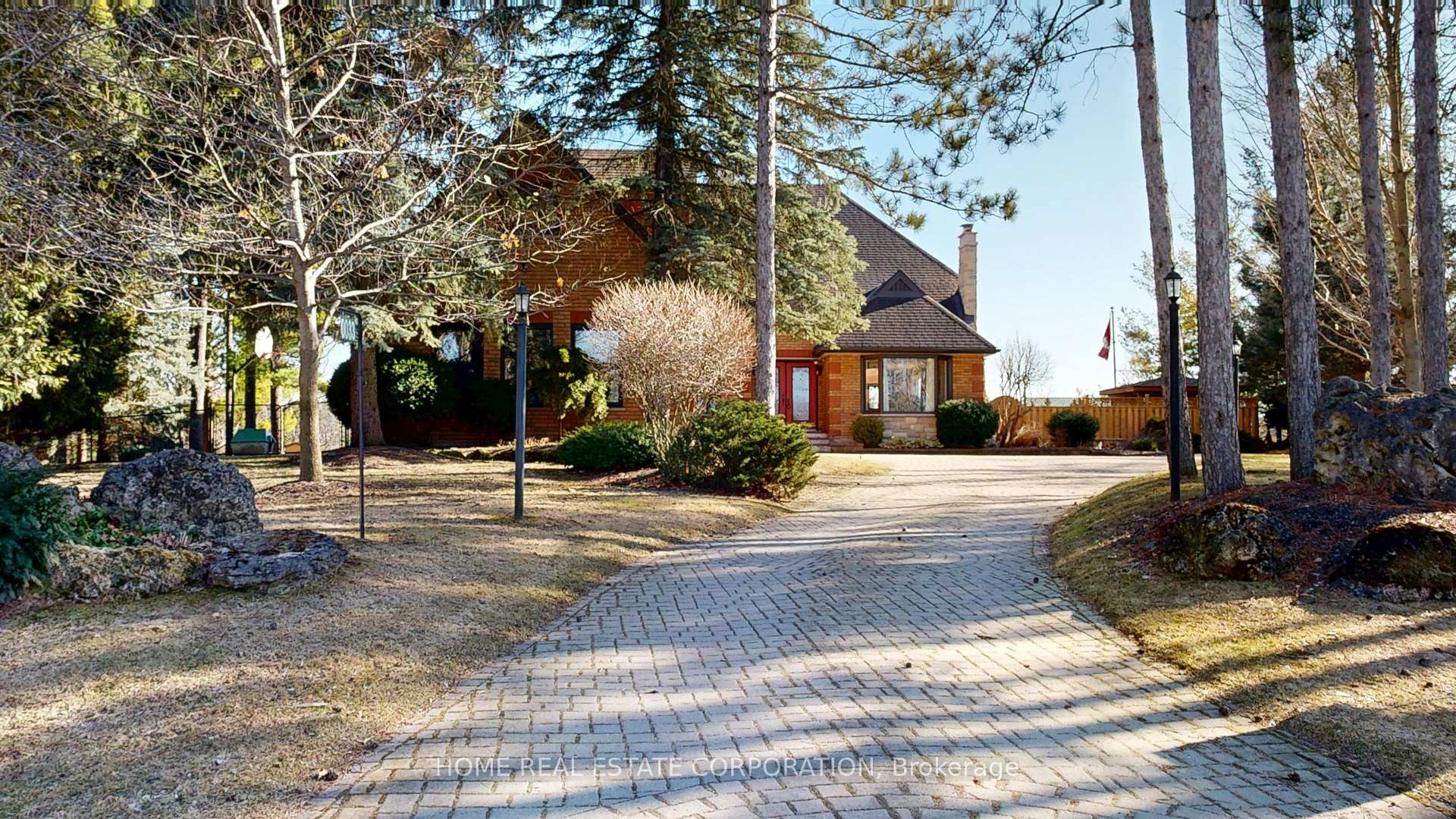 33 Pine Ridge Road, Erin, ON N0B 1T0