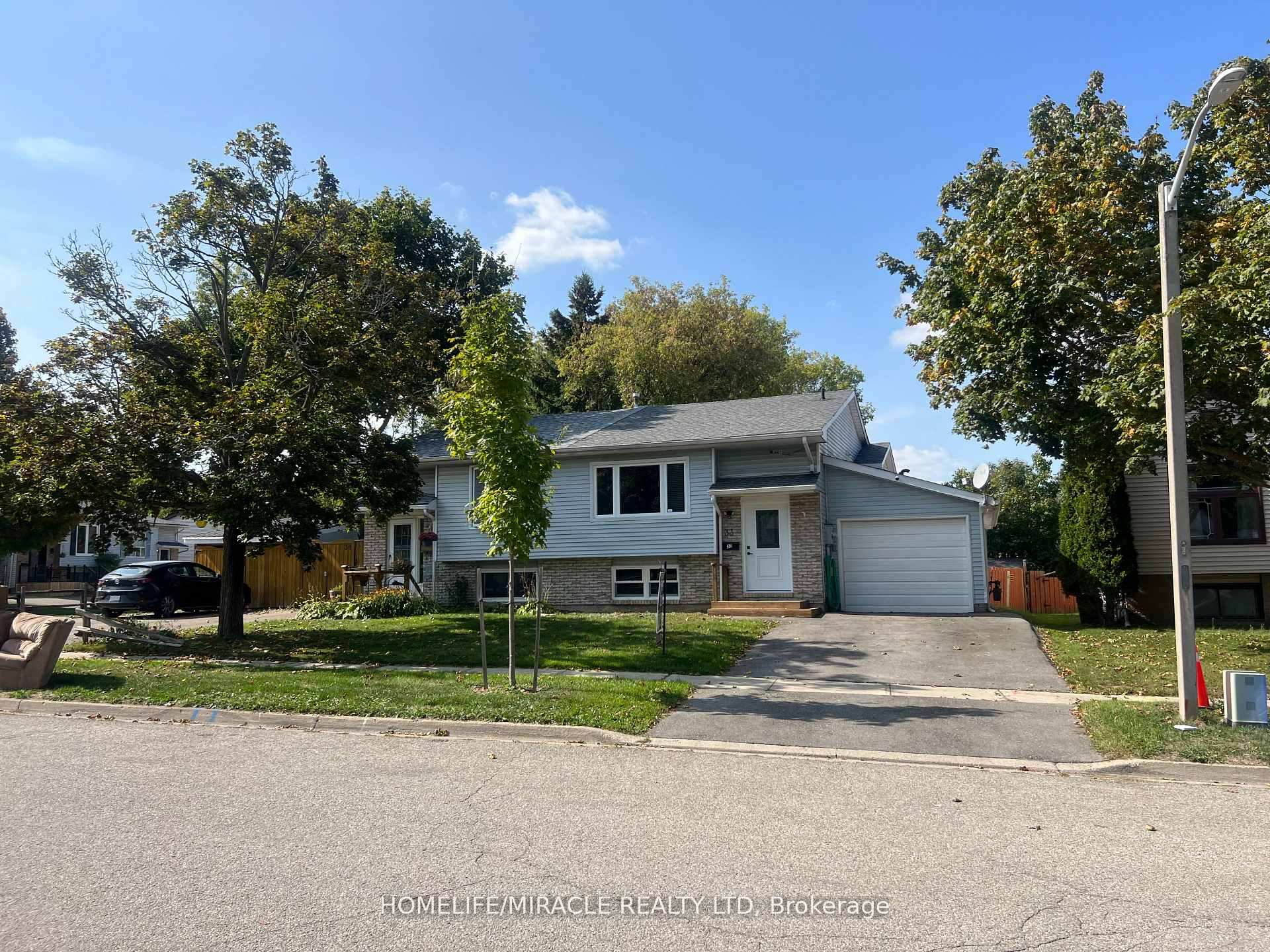 33 Quarry Drive, Orangeville, ON L9W 3S6