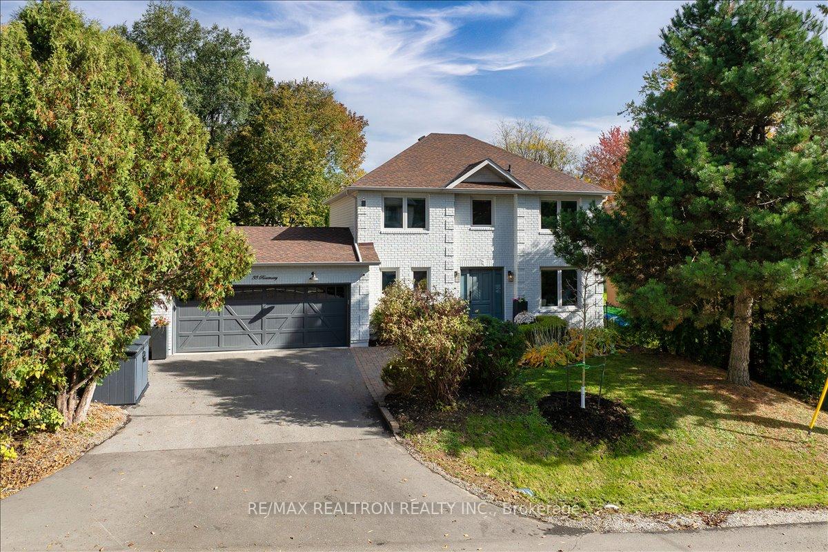 33 Rosemary Avenue, Richmond Hill, ON L4E 3B1