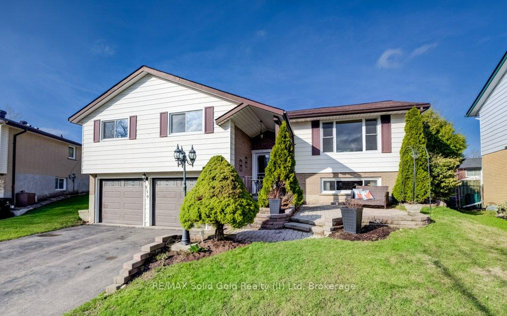330 Daleview Place, Waterloo, ON N2L 5M5