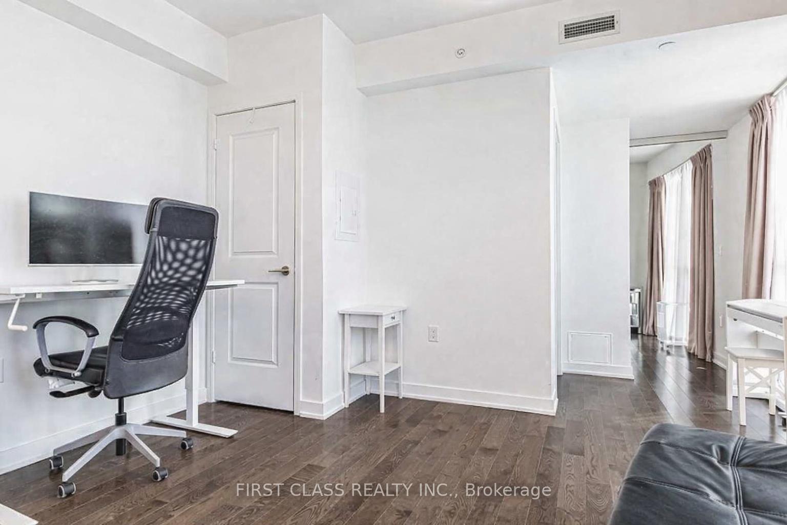 3305 - 1 The Esplanade Street, Toronto, ON M5E 0A8