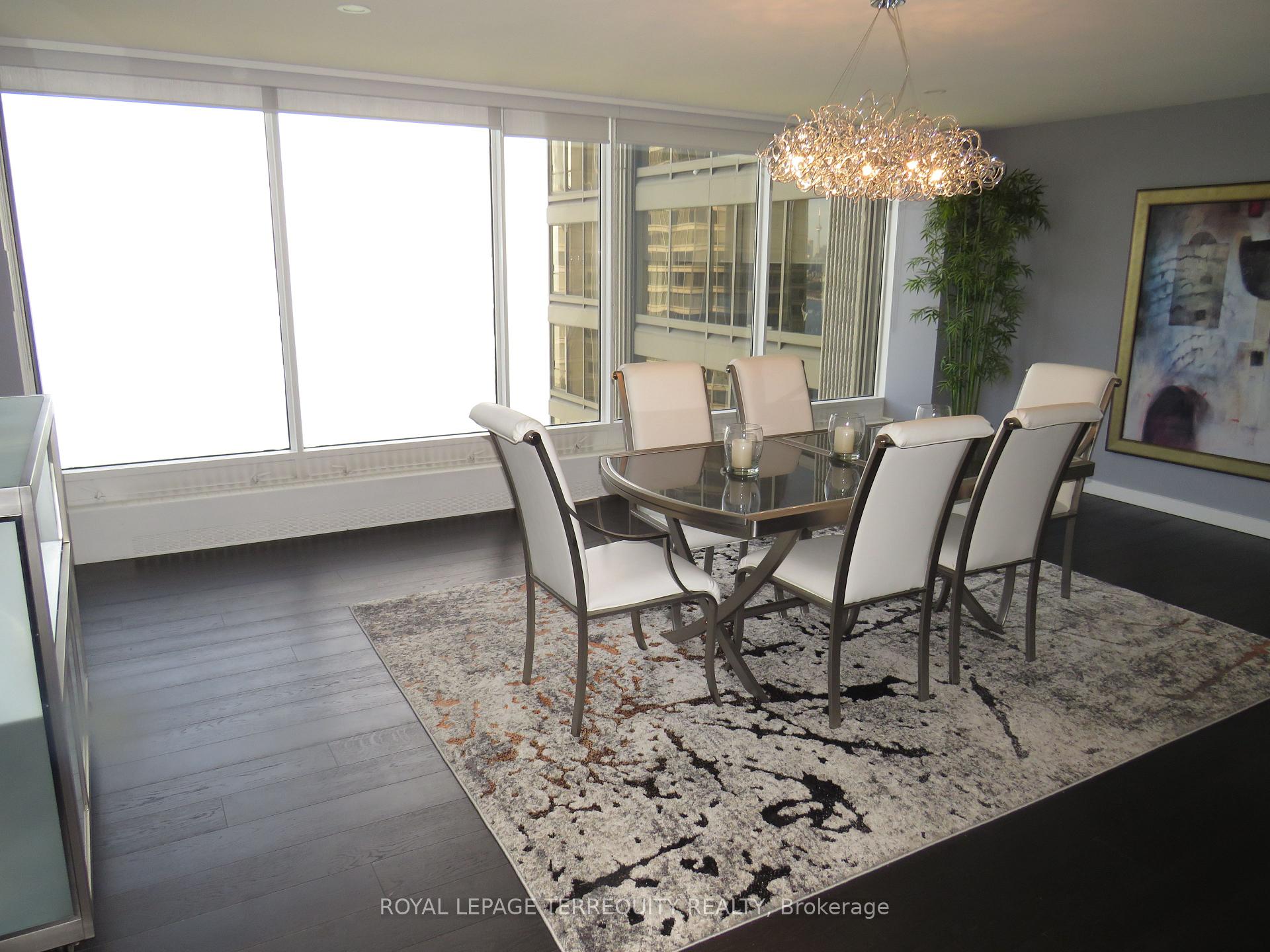 3305 - 2045 Lake Shore Boulevard W, Toronto, ON M8V 2Z6