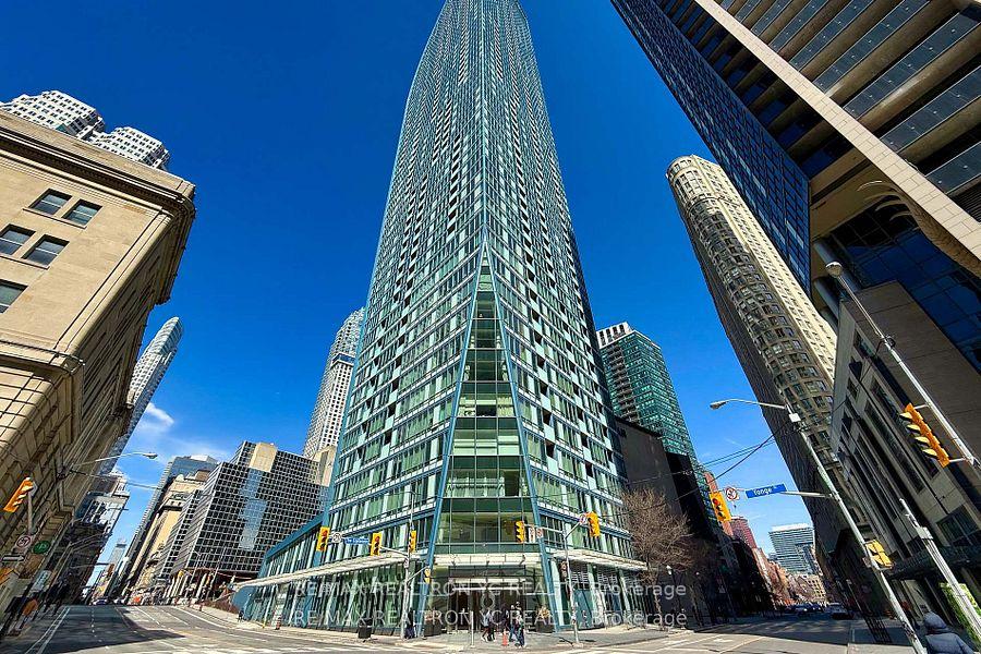 3312 - 8 The Esplanade, Toronto, ON M5E 0A6