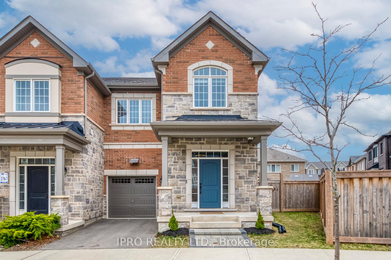 3320 Jacob Way, Oakville, ON L6M 5J9