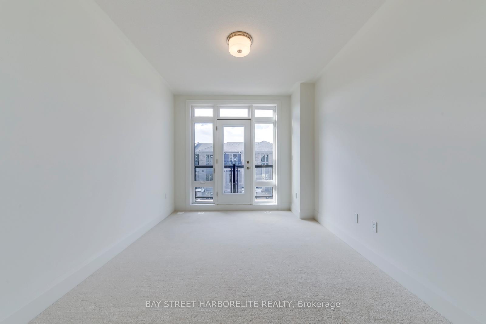 3327 Taha Gardens, Oakville, ON L6M 5R9