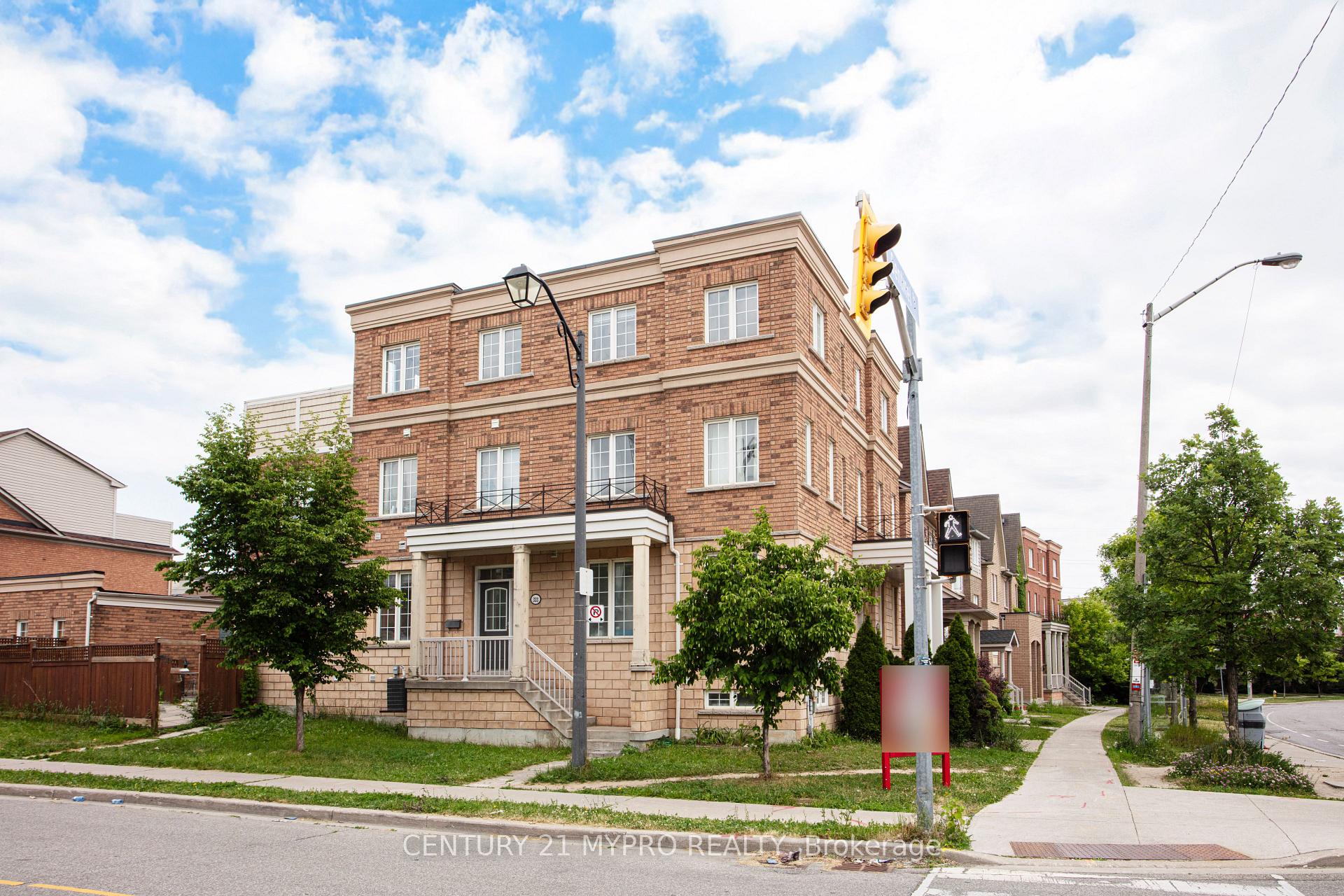 333 Cook Road, Toronto, ON M3J 3T2