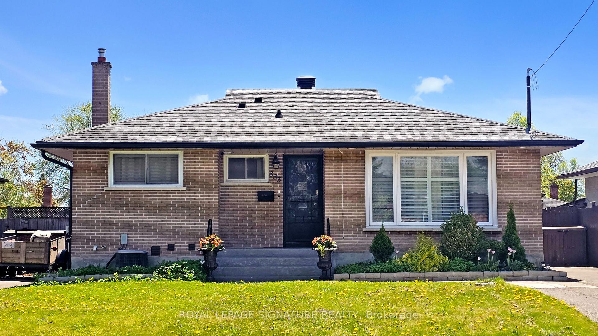 333 Ridgeway Avenue, Oshawa, ON L1J 2T9