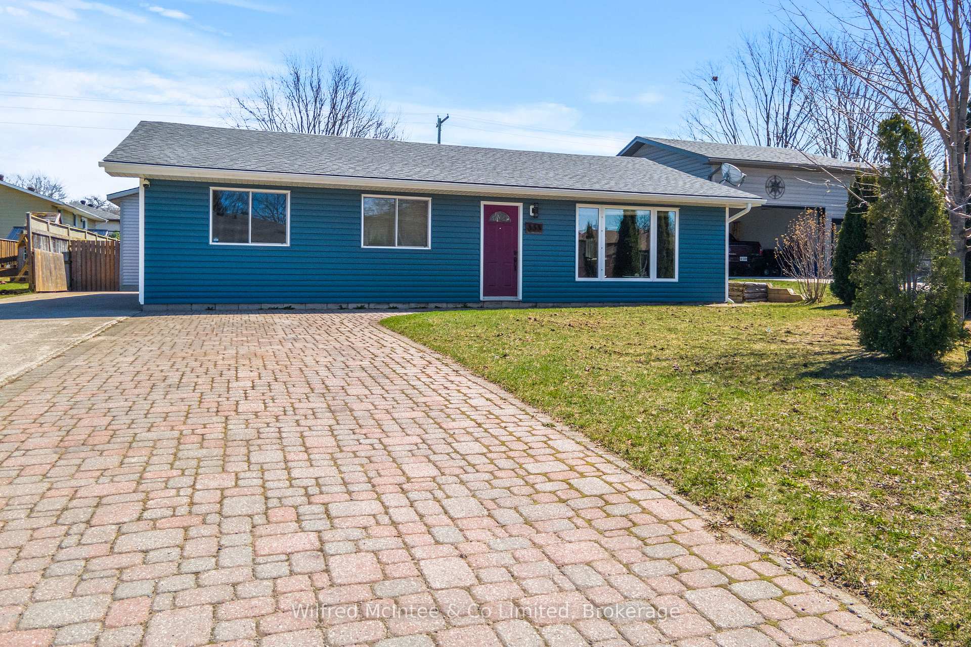 335 Bricker Street, Saugeen Shores, ON N0H 2C1