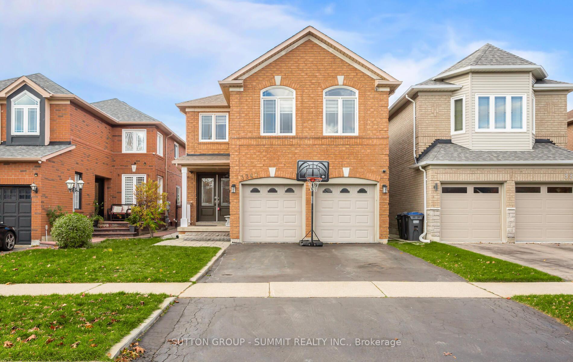 3363 Smoke Tree Road, Mississauga, ON L5N 7M4