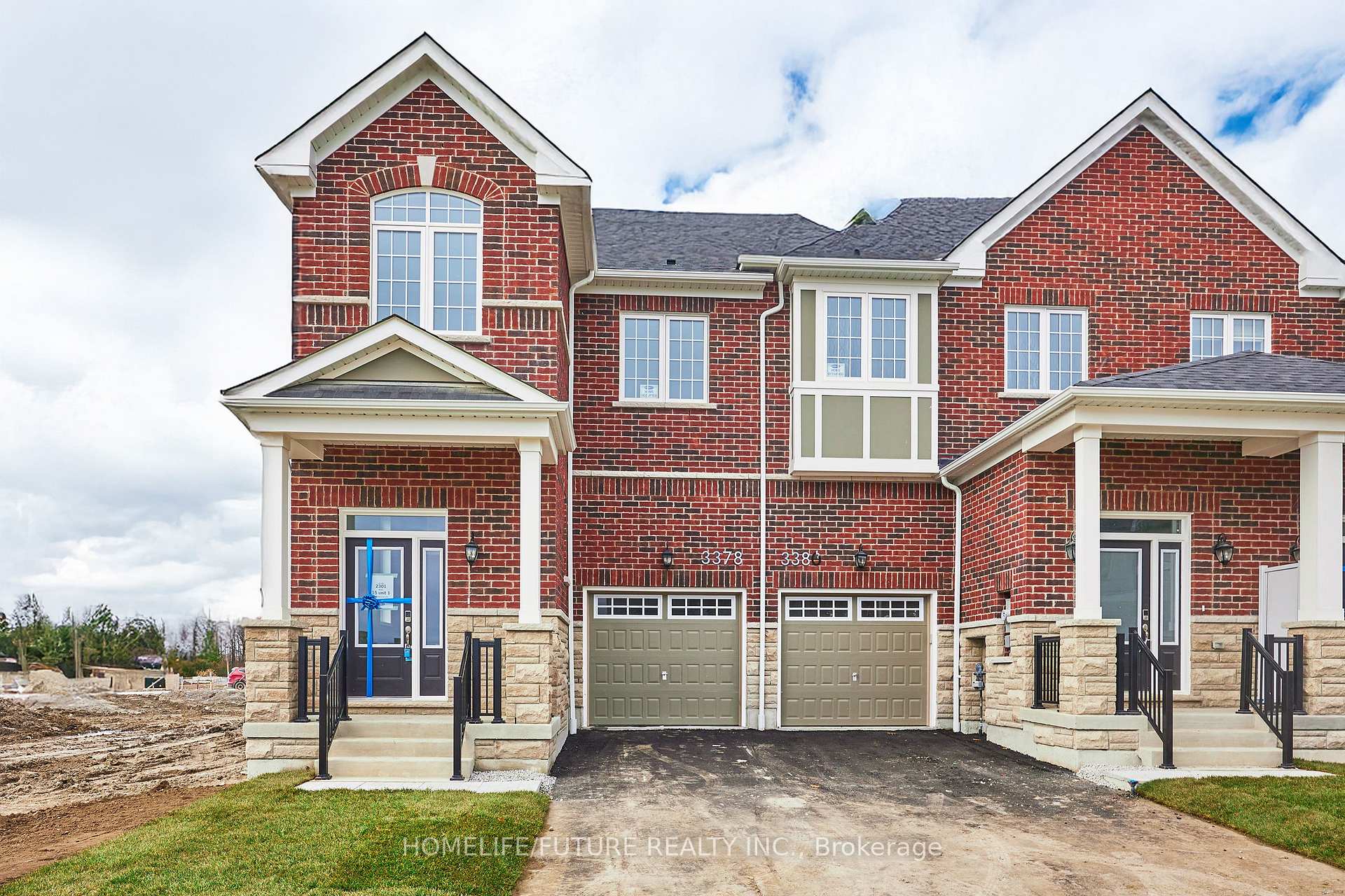 3378 Salt Springs Drive, Pickering, ON L1X 0T3