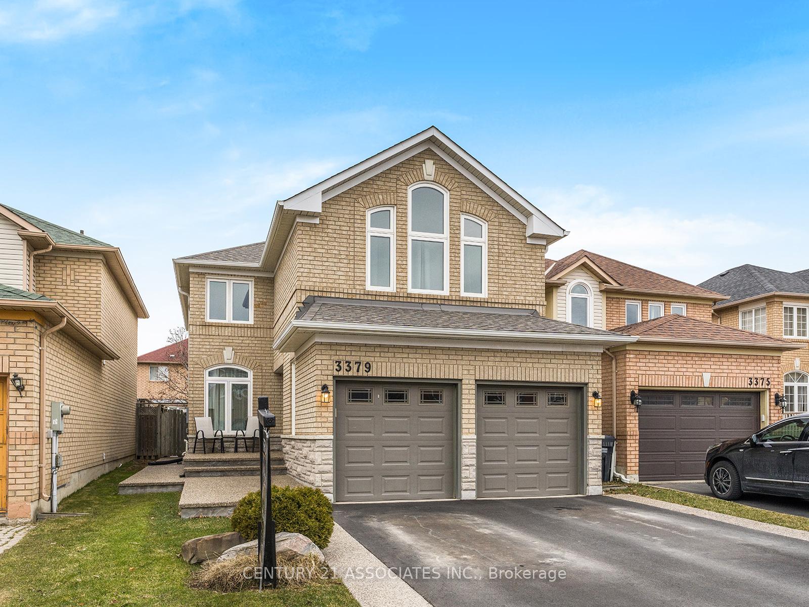 3379 Smoke Tree Road, Mississauga, ON L5N 7M4