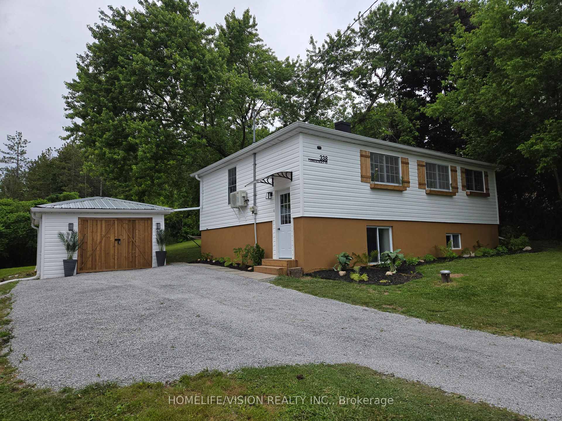 338 Carnegie Beach Road, Scugog, ON L9L 1B6
