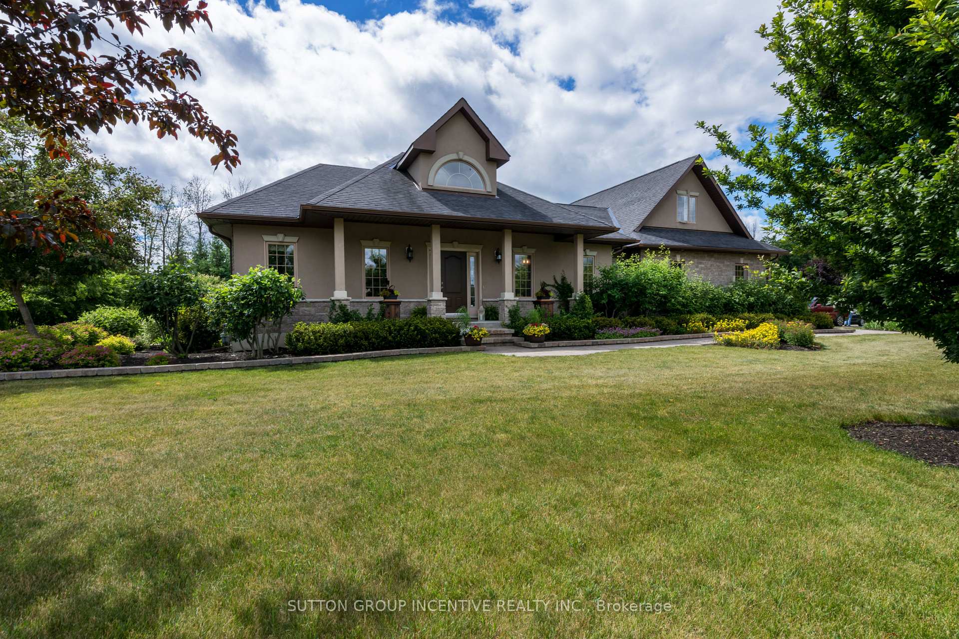 34 Basswood Circle, Oro-Medonte, ON L0L 2L0