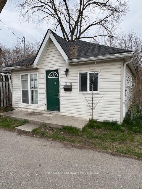 34 Brock Lane, Brantford, ON N3S 4Y6