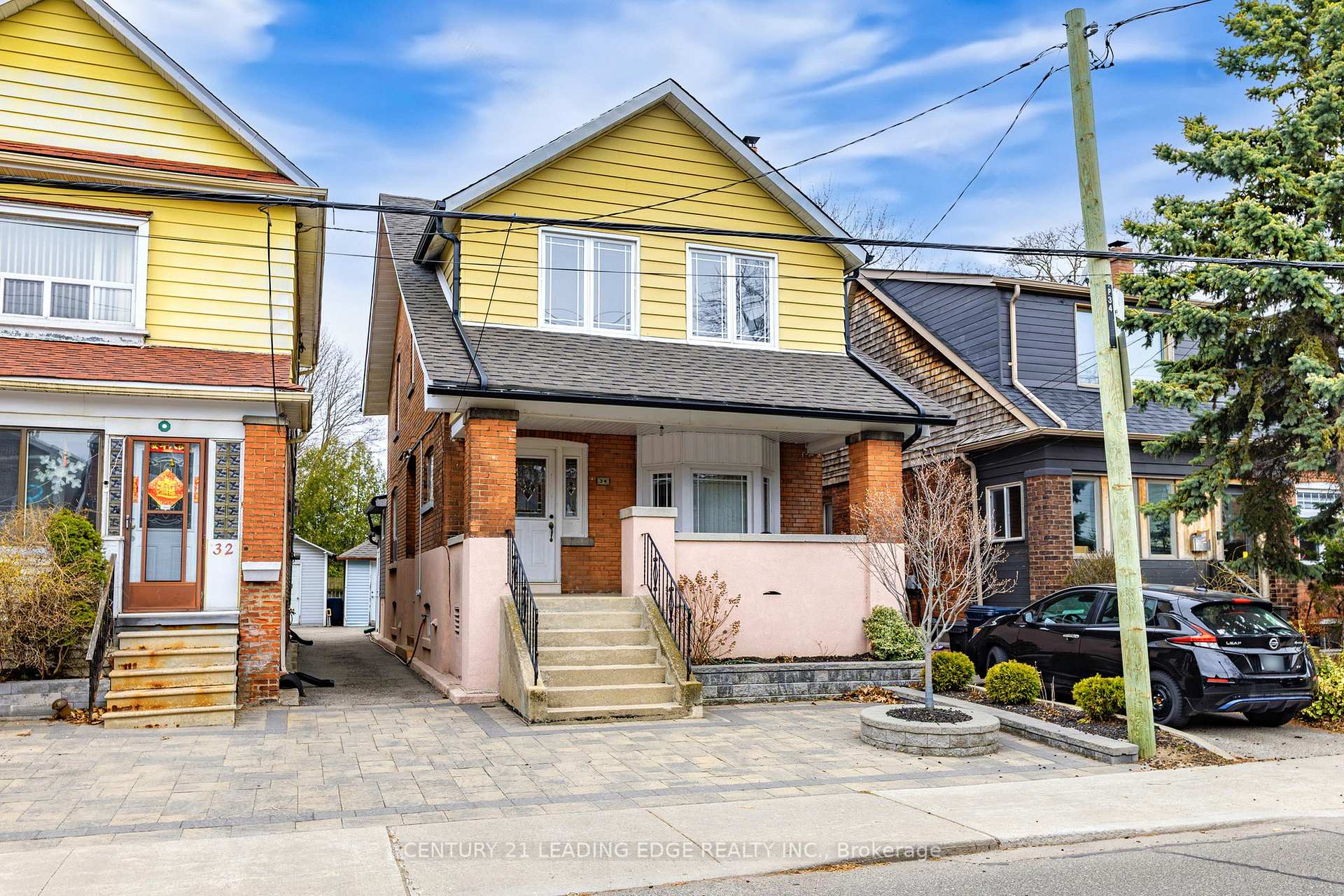 34 CHISHOLM Avenue, Toronto, ON M4C 4V2