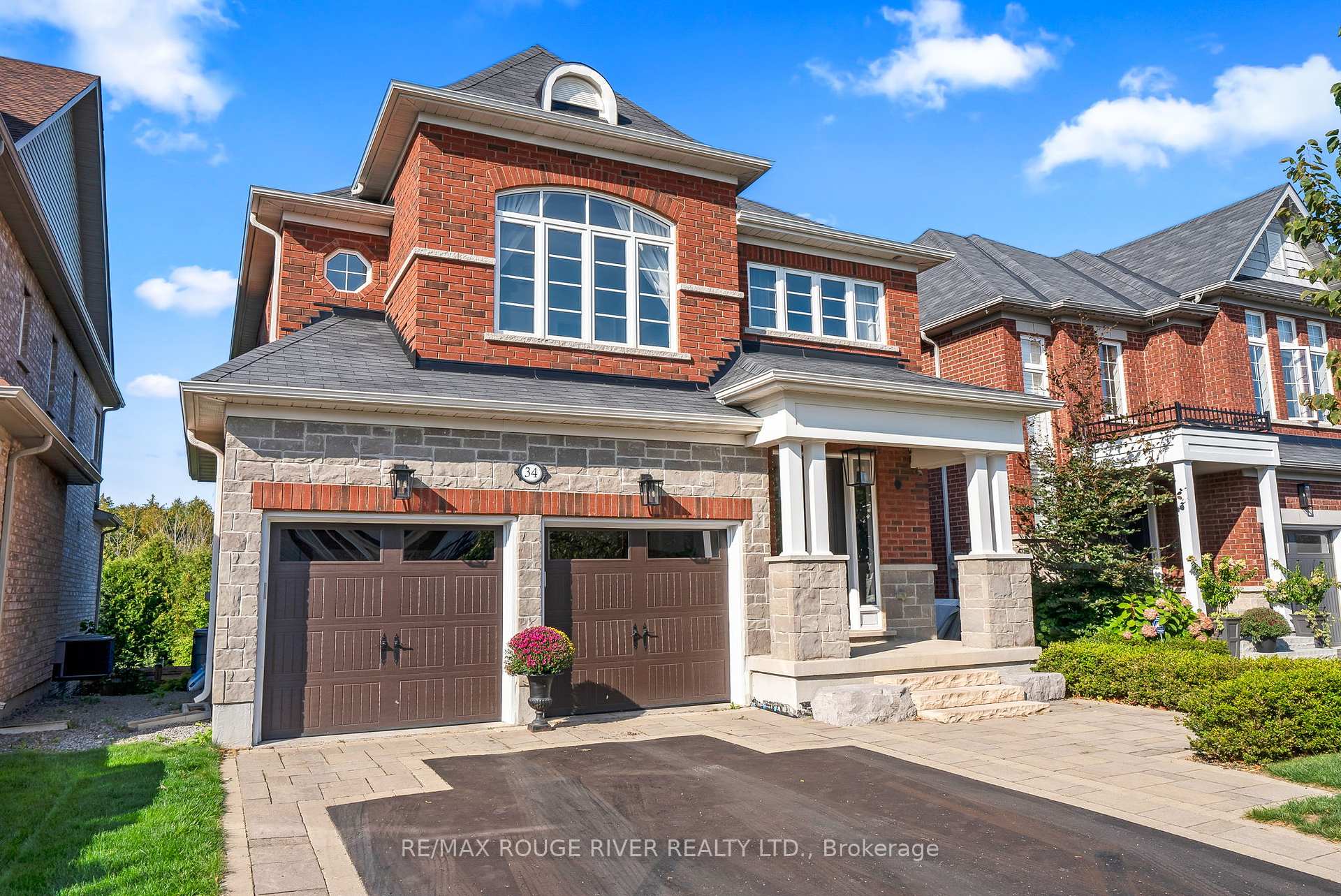 34 Endeavour Court, Whitby, ON L1P 0B5