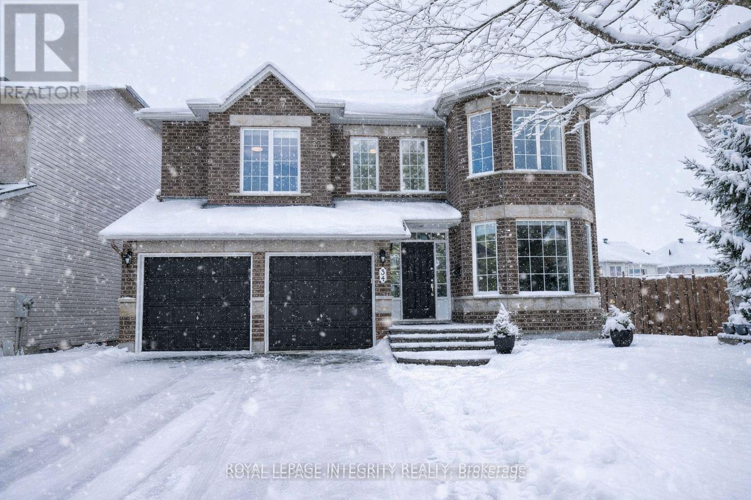 34 Keighley Circle, Kanata, ON K2K 3H8
