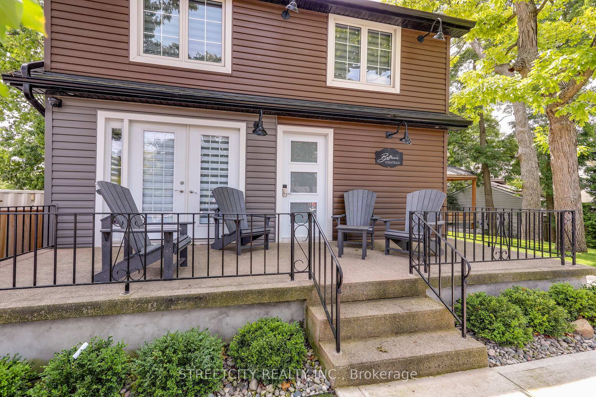 34 Main Street W, Lambton Shores, ON N0M 1T0