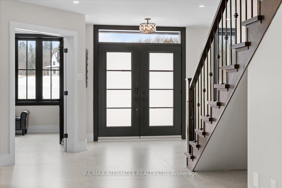 34 Nirmala Drive, Orleans - Cumberland and Area, ON K4C 0B2