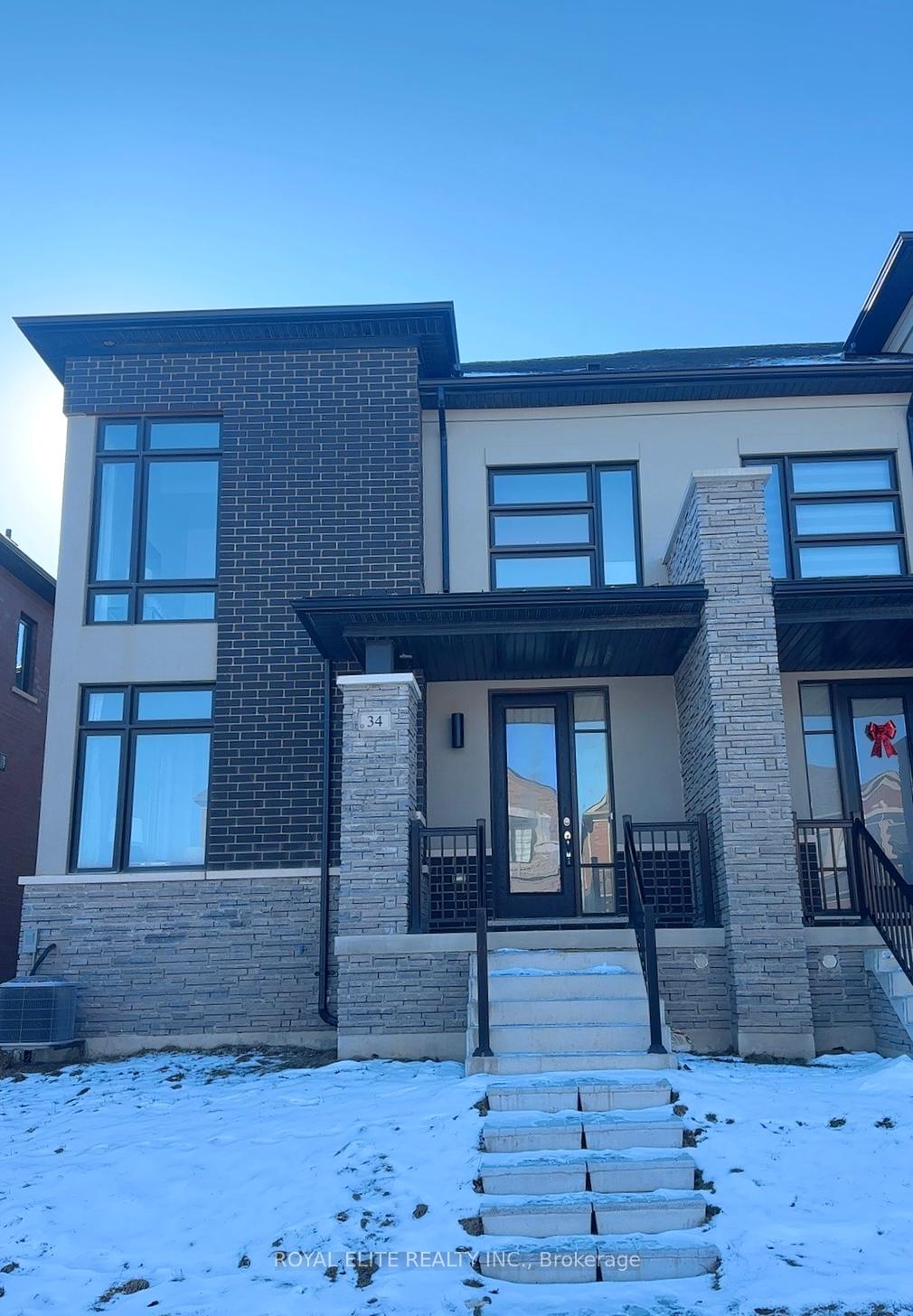 34 Oreilly Street, Whitby, ON L1P 0N7