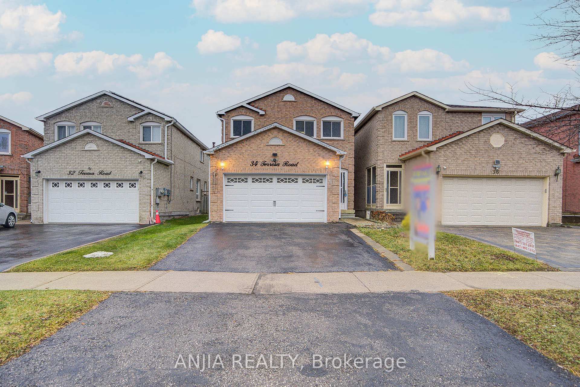 34 Terrosa Road, Markham, ON L3S 2M7