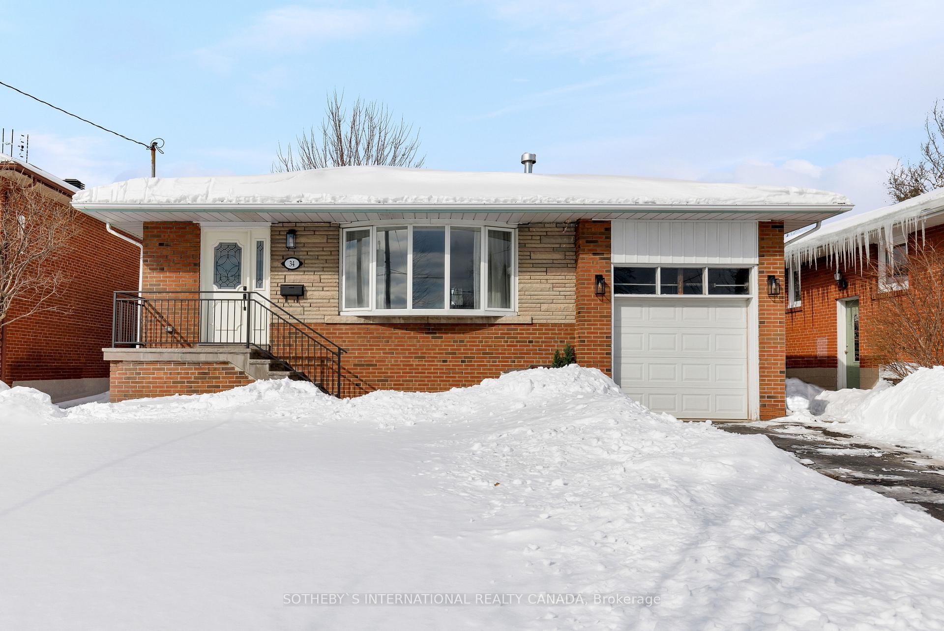 34 Vickson Court, Toronto, ON M9B 1K6