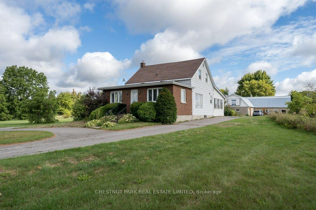 344 County Road 5, Prince Edward County, ON K0K 2T0