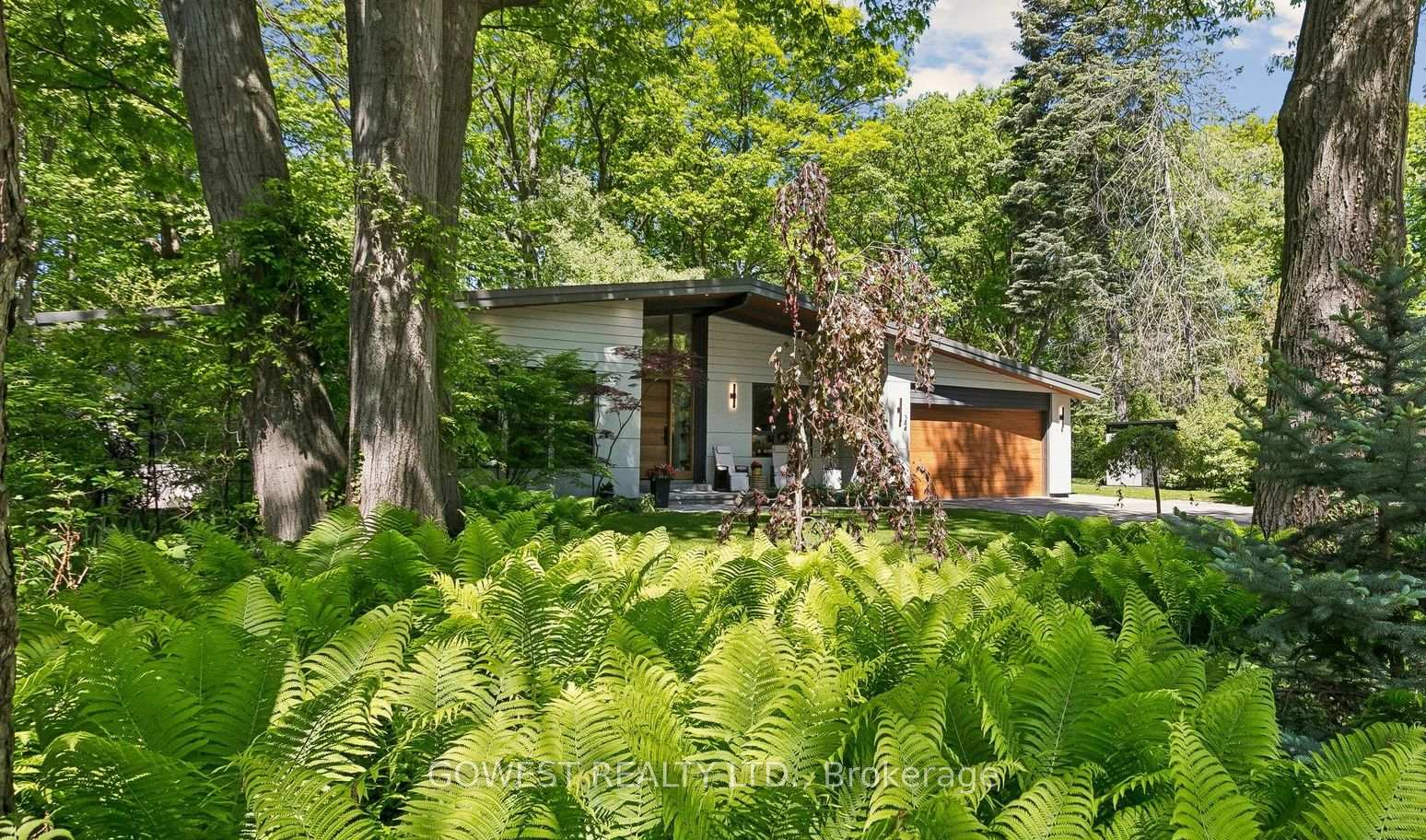 344 Dalewood Drive, Oakville, ON L6J 4P5