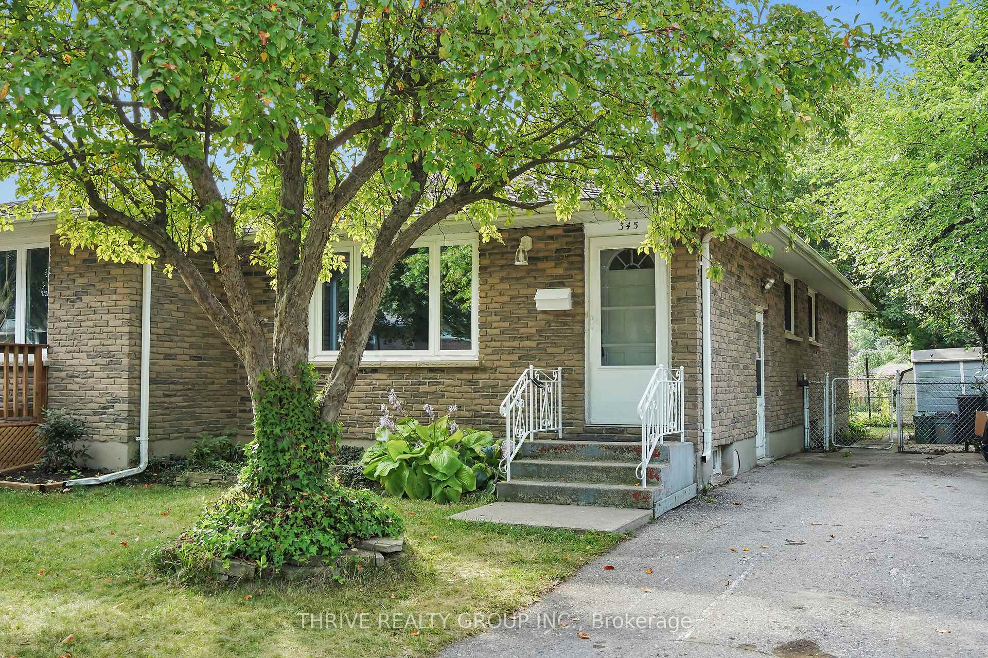 345 Hudson Drive, London East, ON N5V 1E4