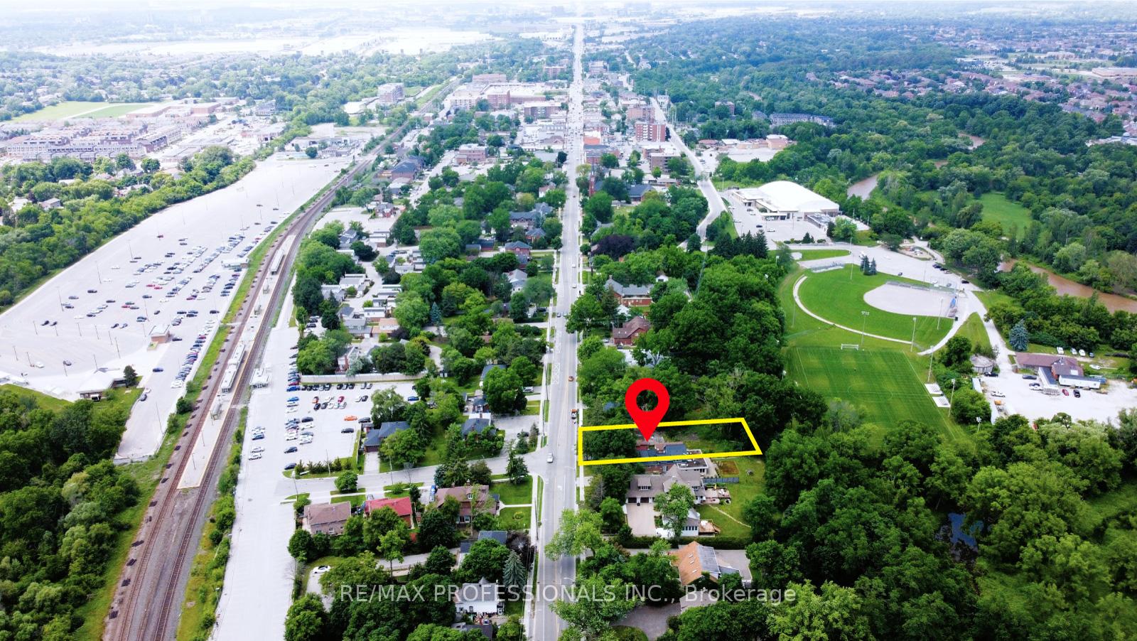 345 Queen Street S, Mississauga, ON L5M 1M3