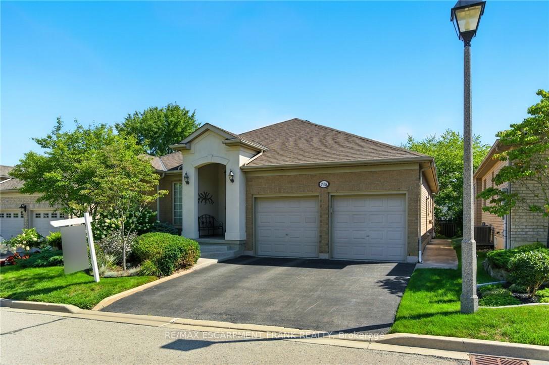 345 Southcote Road, Hamilton, ON L9G 5C4