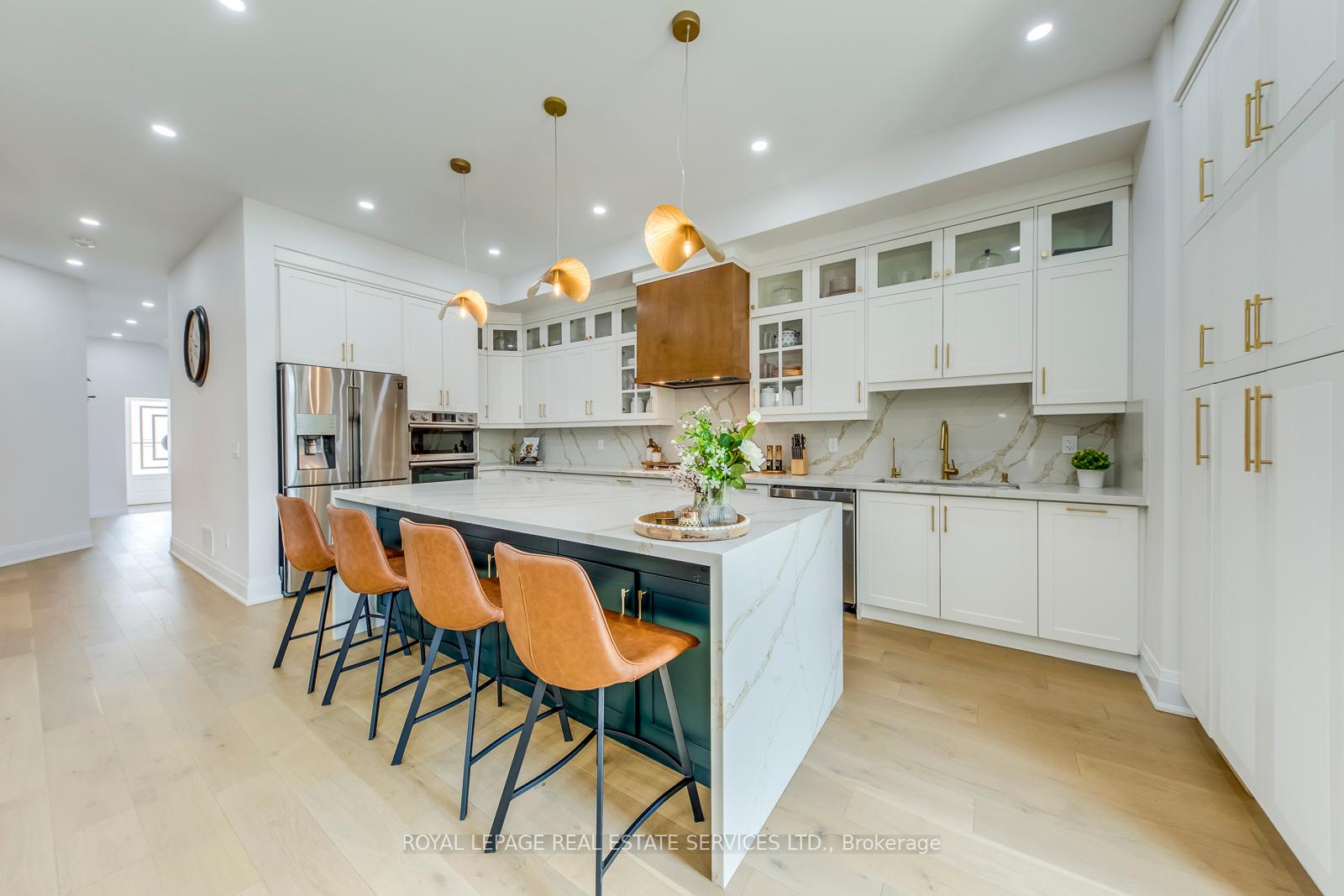 3450 Post Road, Oakville, ON L6H 0Y9