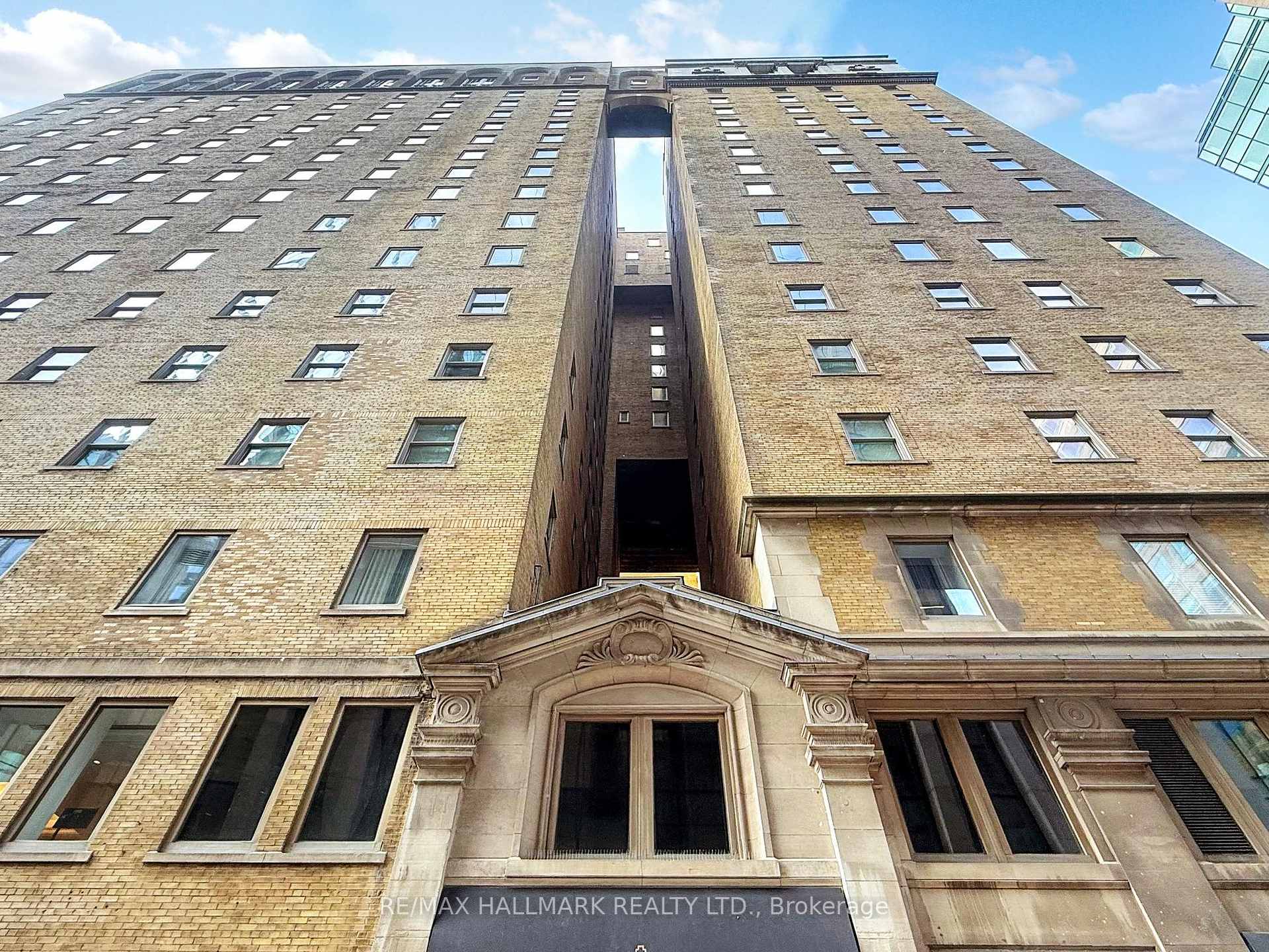 347 - 22 Leader Lane, Toronto, ON M5E 0B2