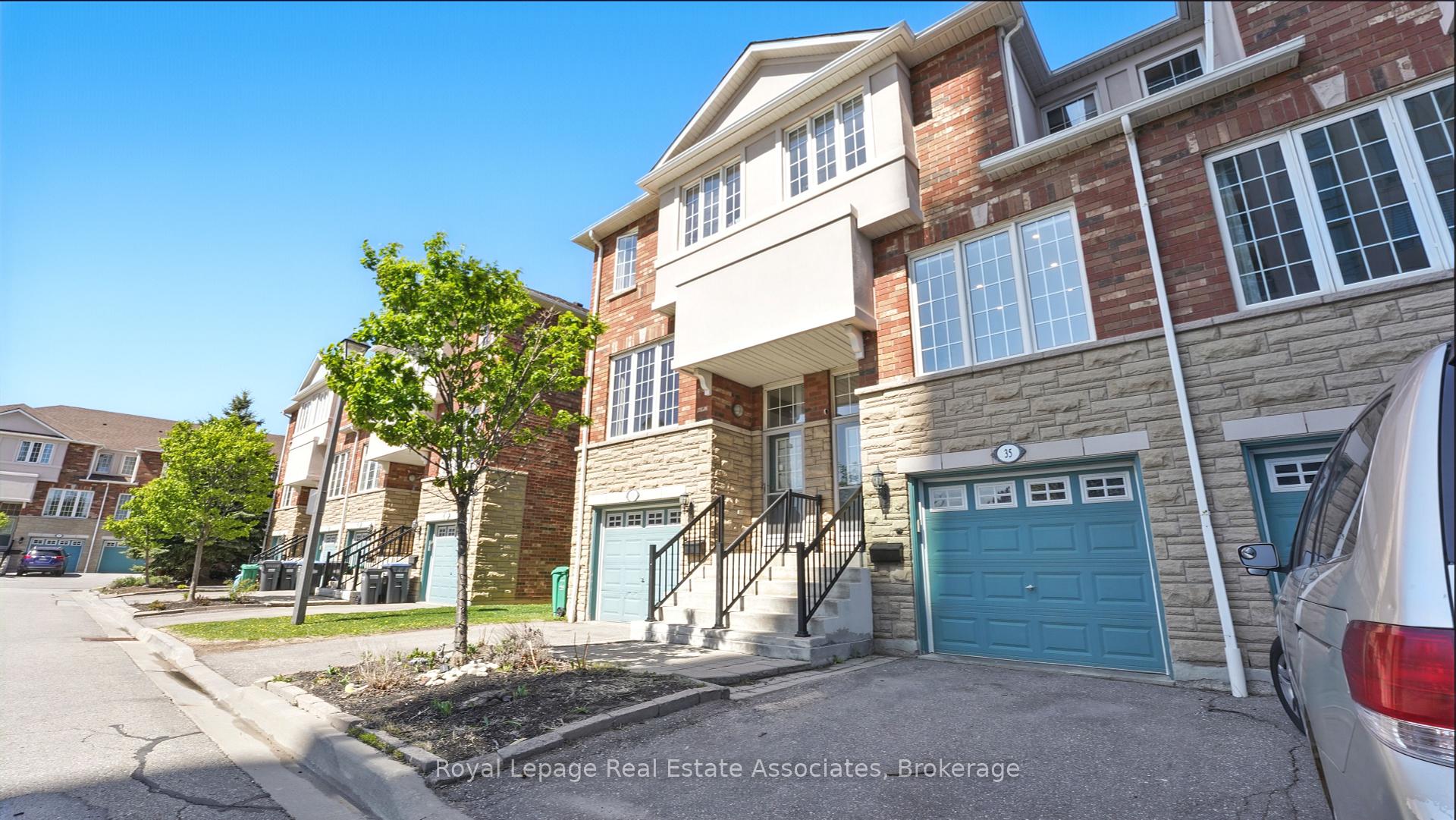 35 - 1355 Rathburn Road E, Mississauga, ON L4W 5R5